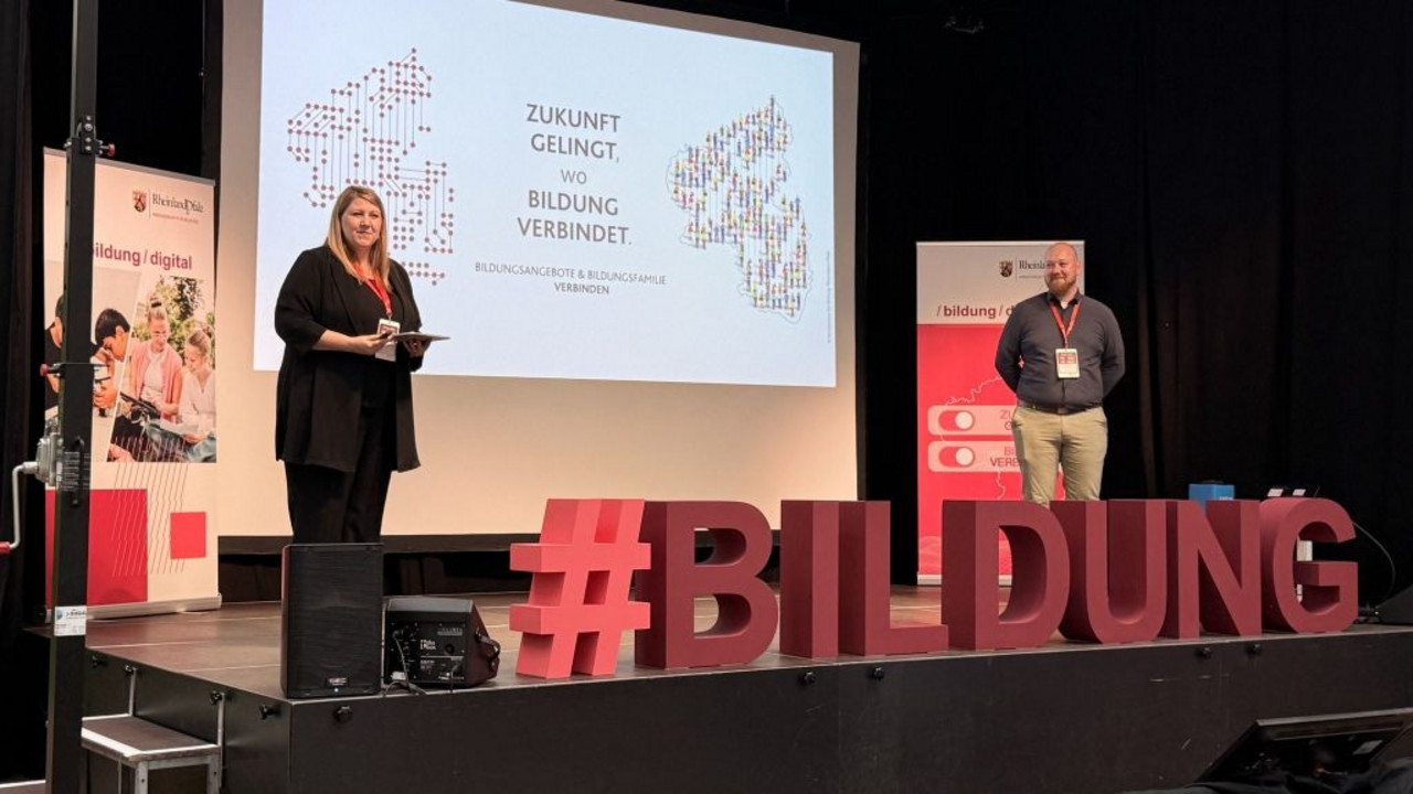 bildung/digital - connect SÜD . Paedagogisches Landesinstitut